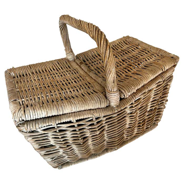 Woven Rattan Picnic Basket with Center Handle and Duo Opening Sides ...